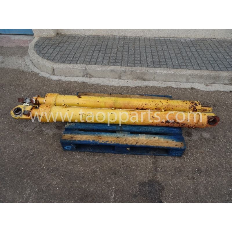 Vérin de levage tombereau Volvo pour Dumper articulé A40D (Ref. 11114425)